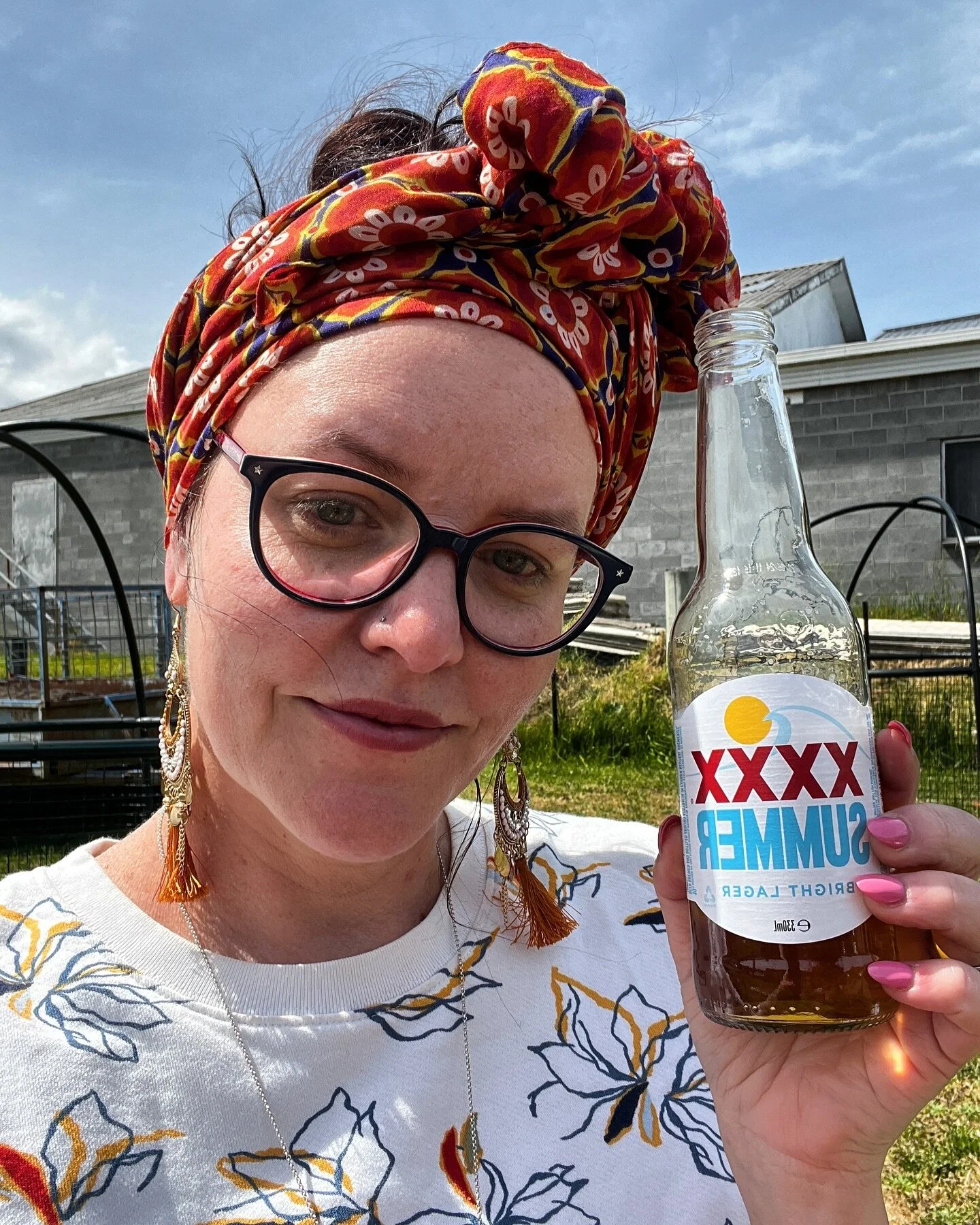 Avalon Cameron the Folk Witch, Tarot Teacher, Book Lover