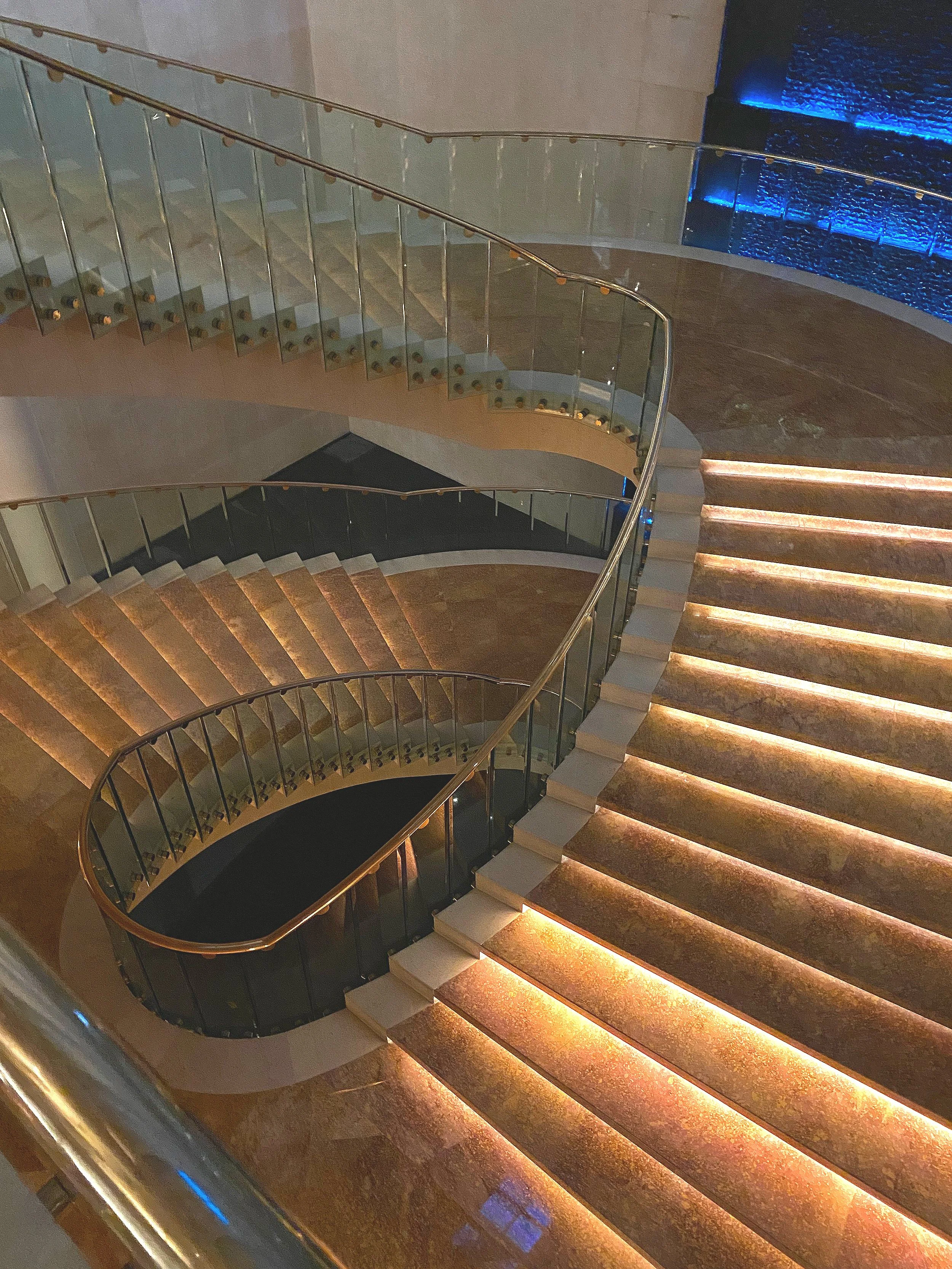 A Diamond as big as The Ritz — Jetset Wanderlust