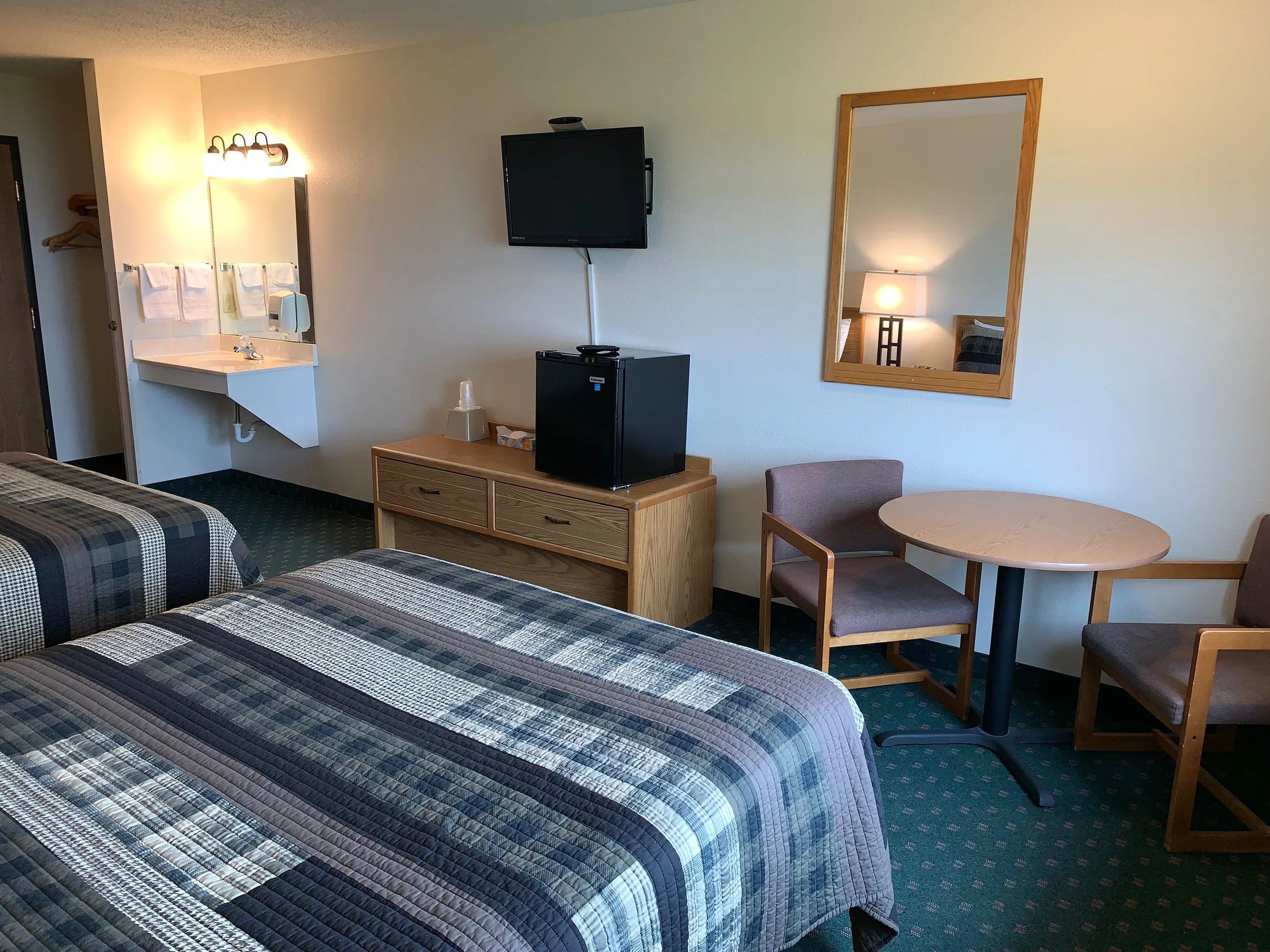 Bob's Motel — Bob's Resort