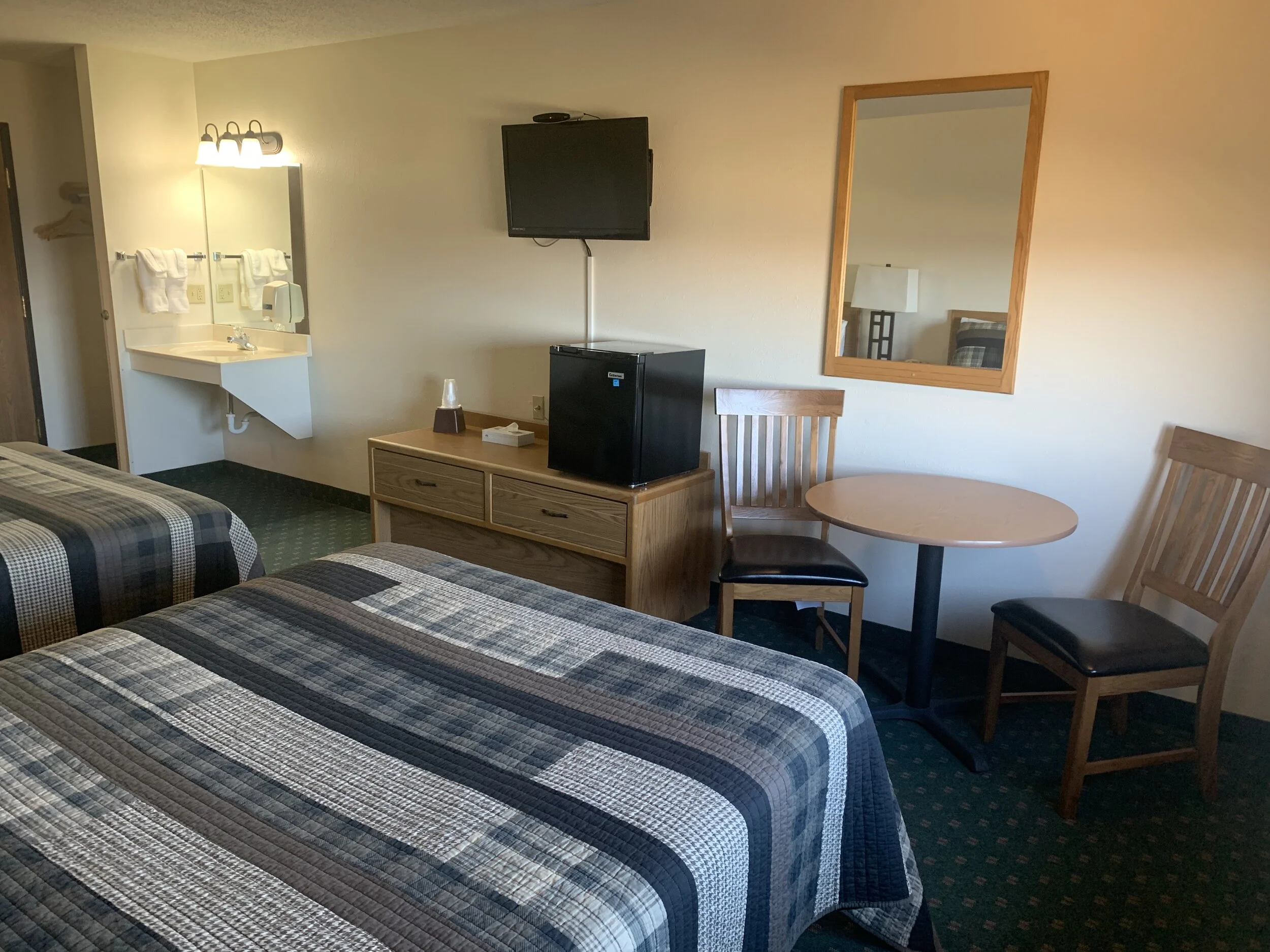Bob's Motel — Bob's Resort