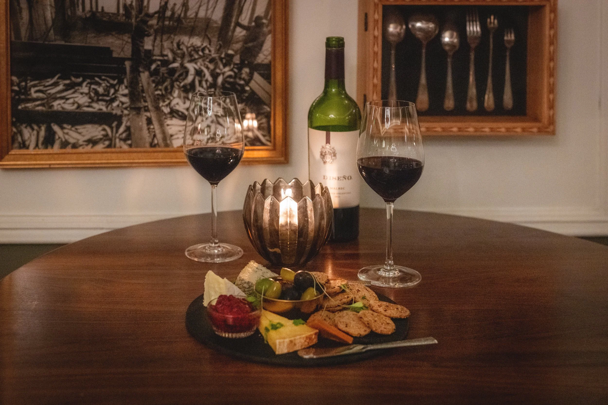 Unlock the Hotel Leo