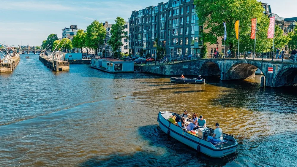 Onze elektrische bootjes in Amsterdam – Adam’s Boats — Adam's Boats ...