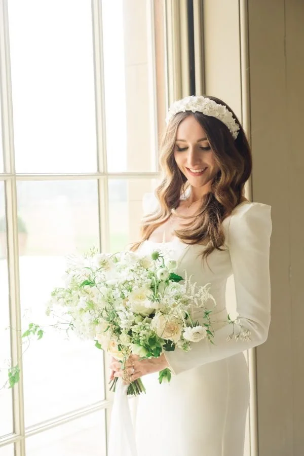 30+ Wedding Photo Ideas for Bride & Groom That Last a Lifetime