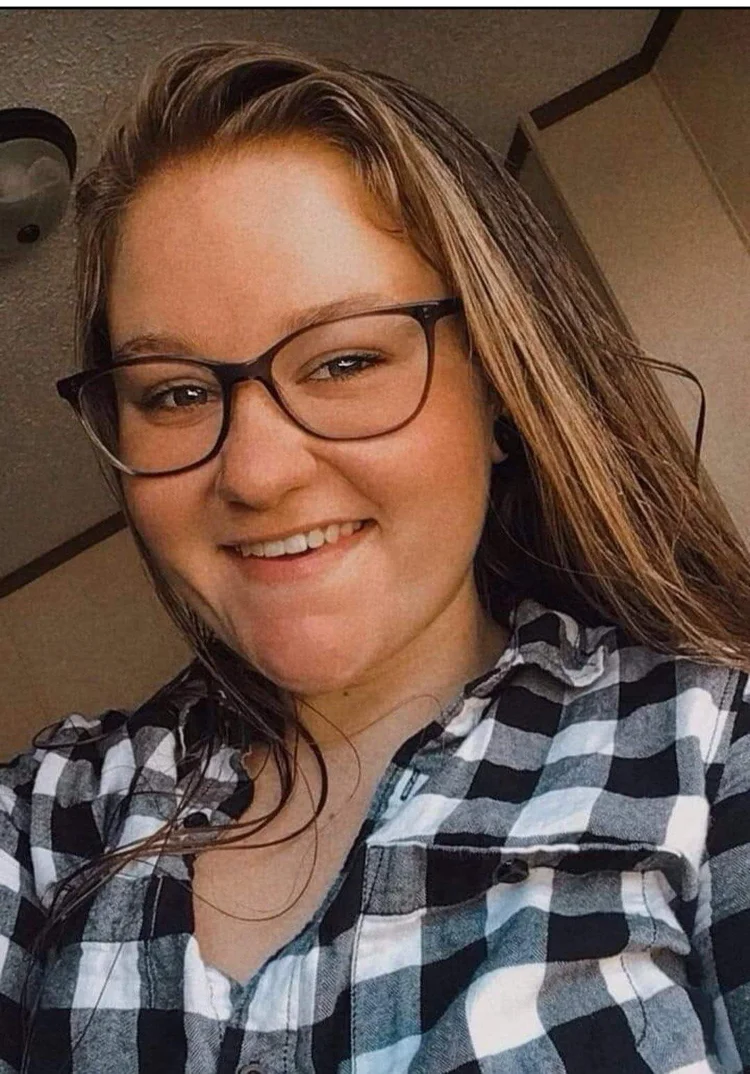 Reece M. Comiskey Obituary — Mitchell Funeral Homes