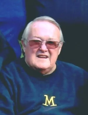 Donald Lee Holzhausen Obituary — Mitchell Funeral Homes