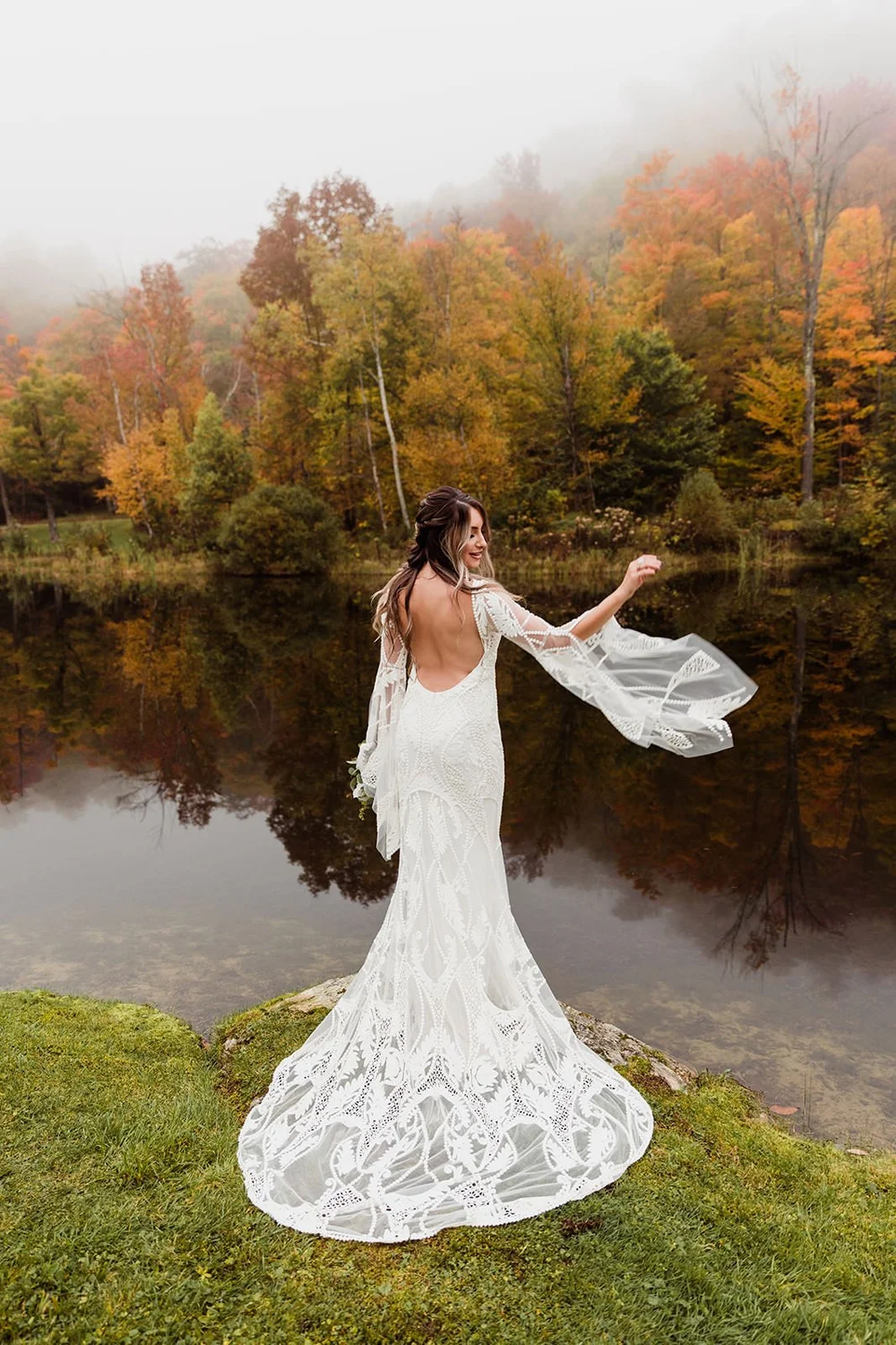 Couple Elope in Vermont in Captivating Style — Swell & Stone