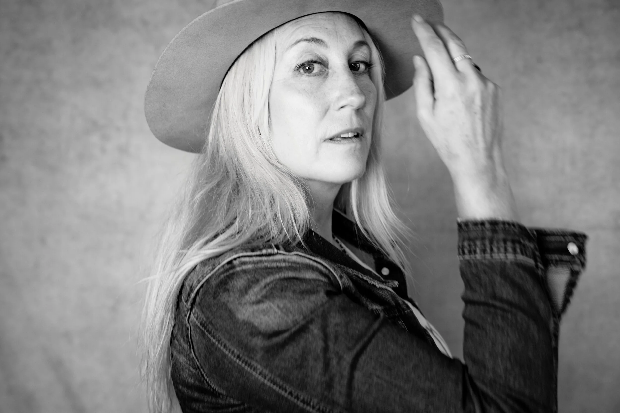 Contact — Amy Speace | Award-winning songwriter