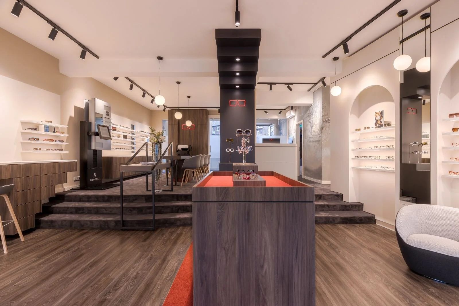 Optiker in Düsseldorf Oberkassel — Schumann Optik