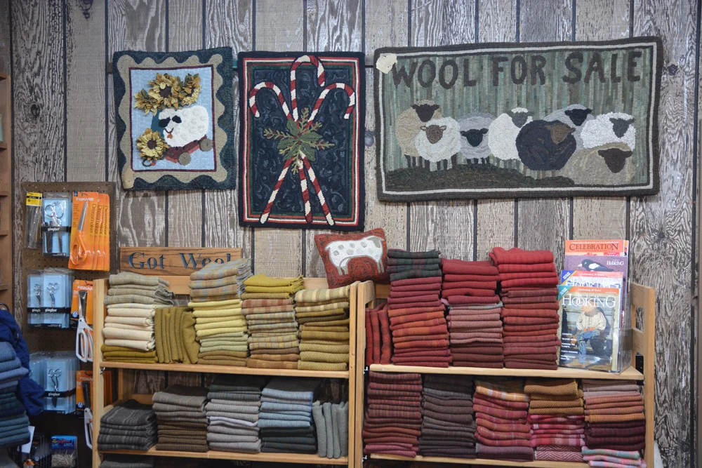 Rug Hooking — Smoky Mountain Spinnery