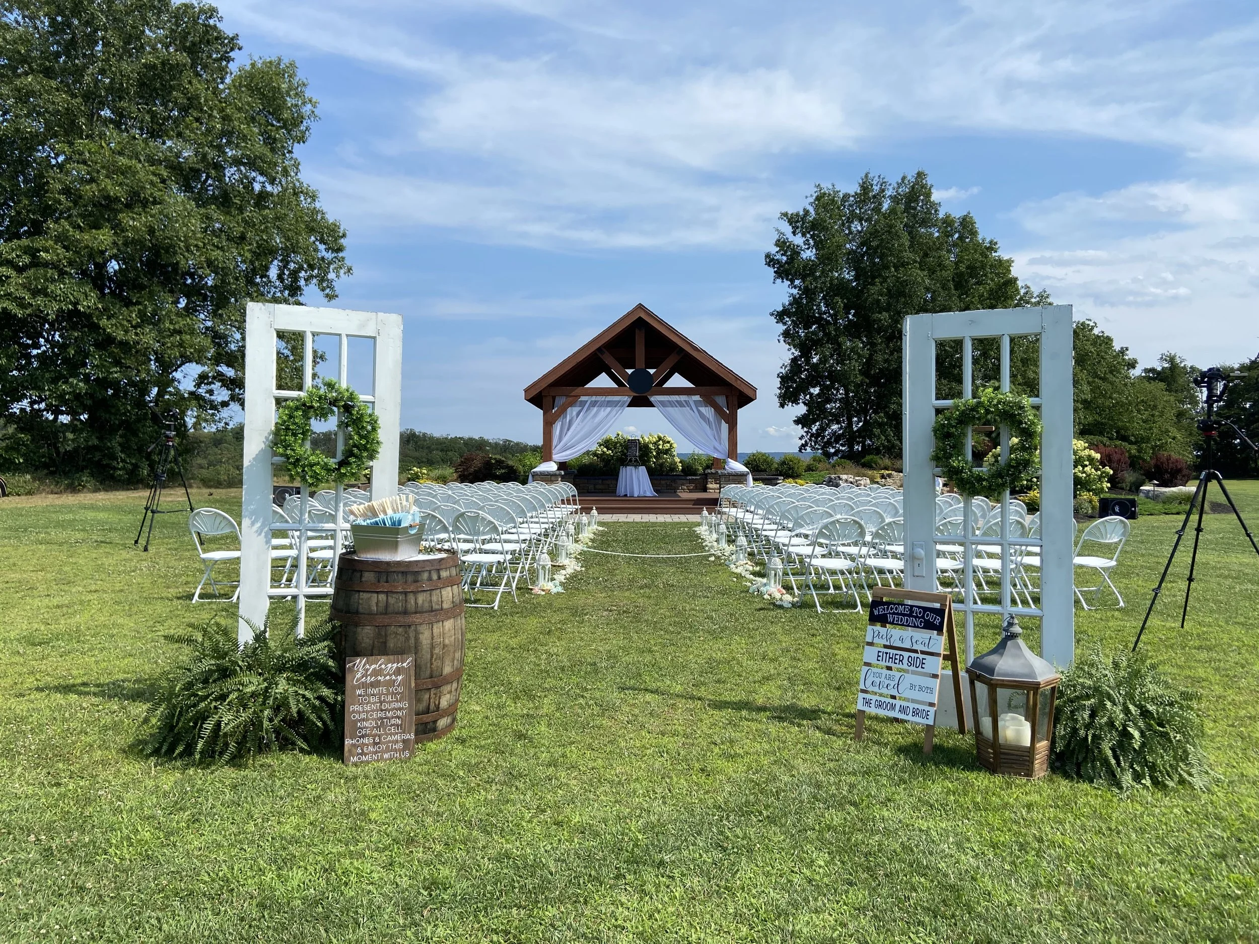 Venue — Clear Ridge Wedding & Event Venue