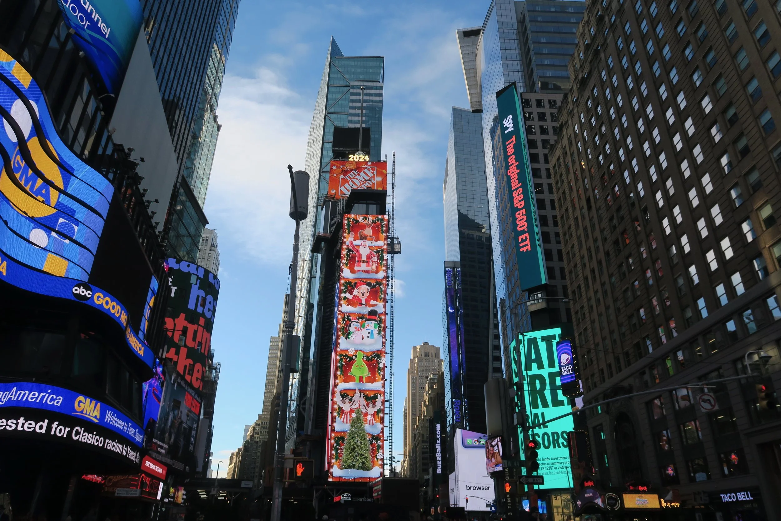 New York City vs. Paris: Which City Is Better? — Destination Dreamer ...