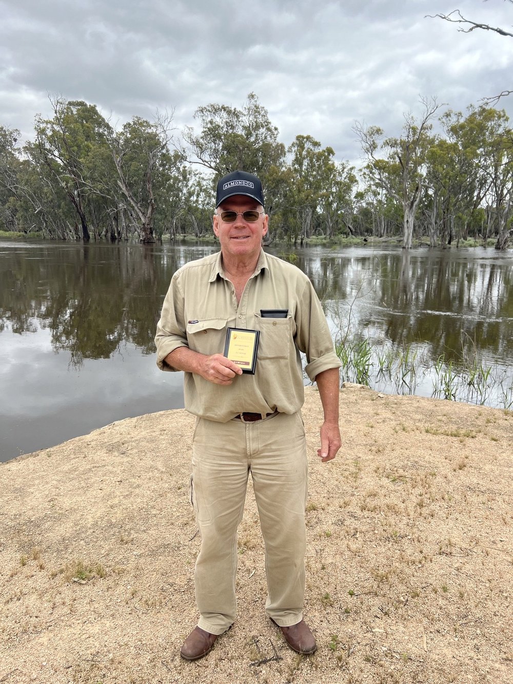 Crop Estimate Award 2022 - Tony and Maureen Spiers — Almondco Australia