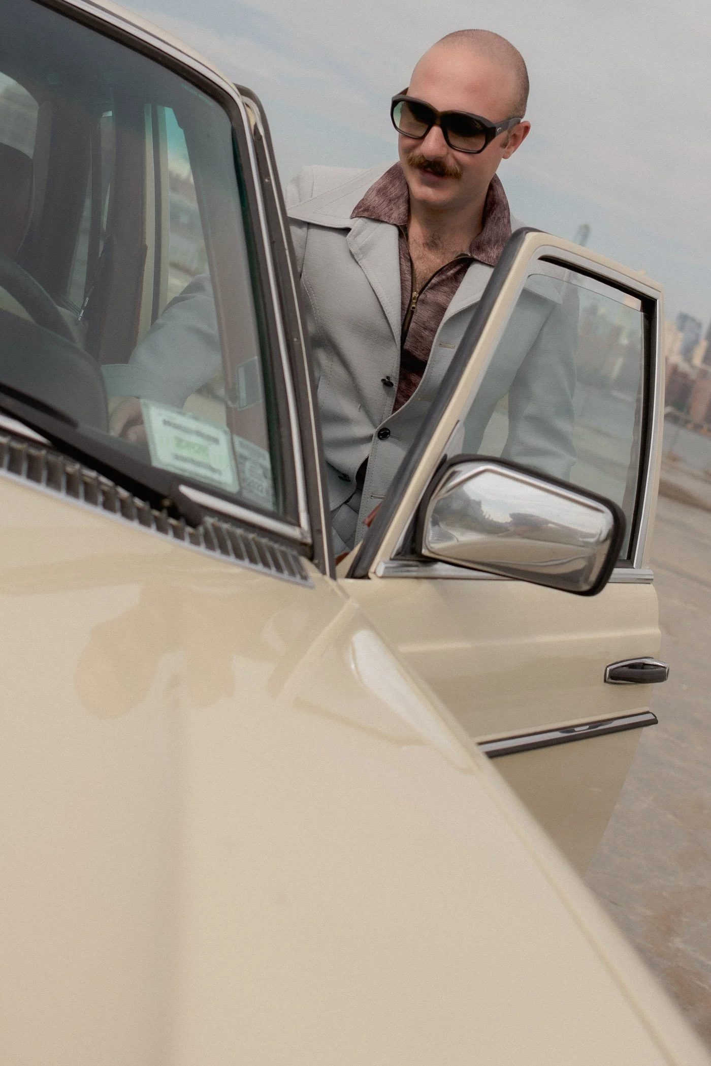 MERDE Magazine | Satirical Fashion Publication