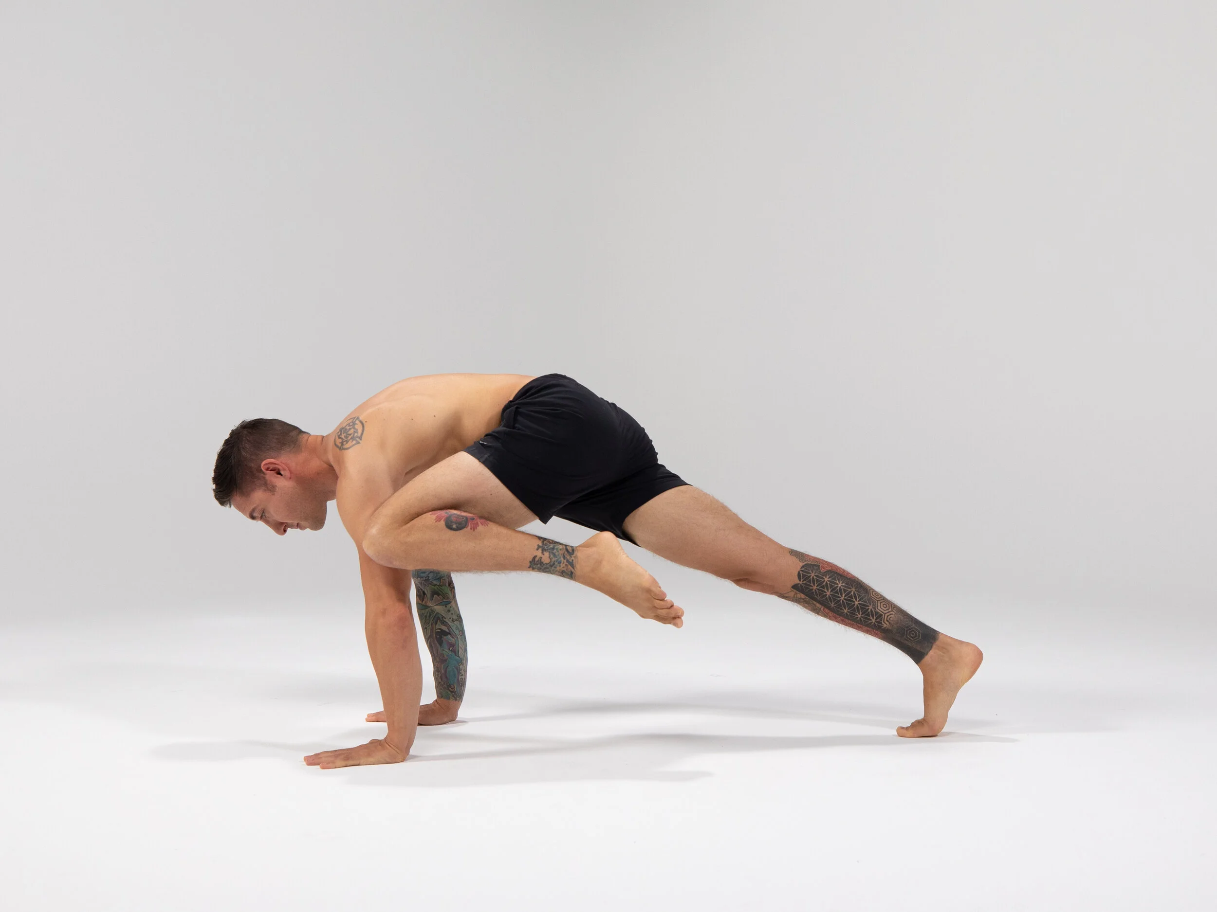 Pose Breakdown: Eka Pada Koundinyasana 2 — Alo Moves