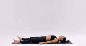 How to Do Corpse Pose (Savasana) - Yoga Tutorial — Alo Wellness Club ...