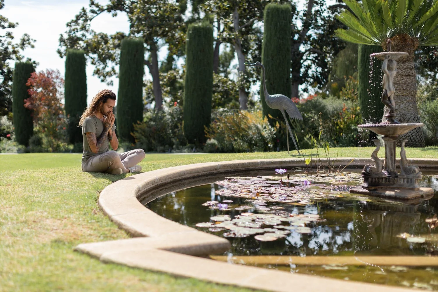 How to Set Up An Outdoor Meditation Space — Alo Wellness Club | The Blog