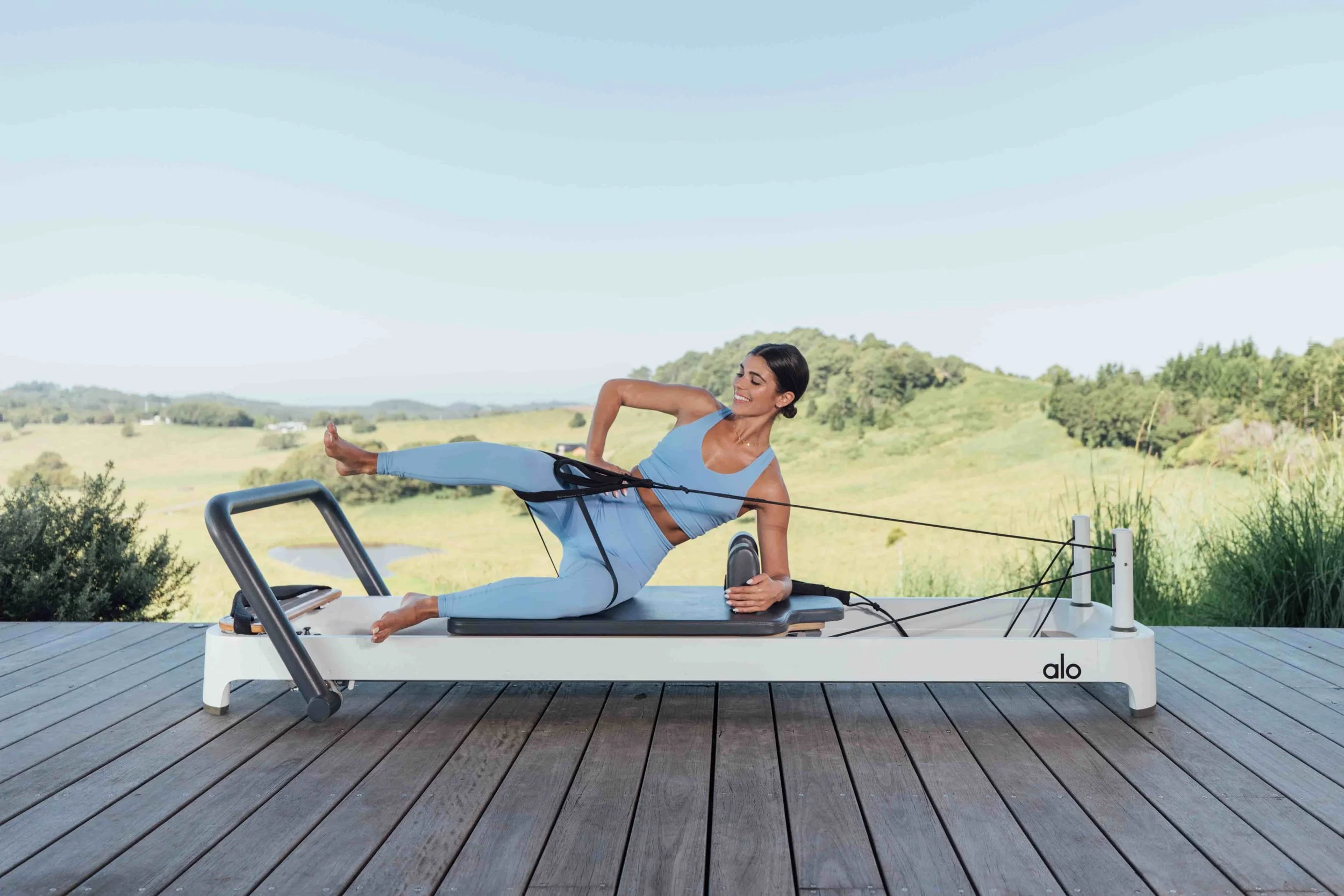 The Best Pilates Reformer Exercises for Strength & Flexibility — Alo ...