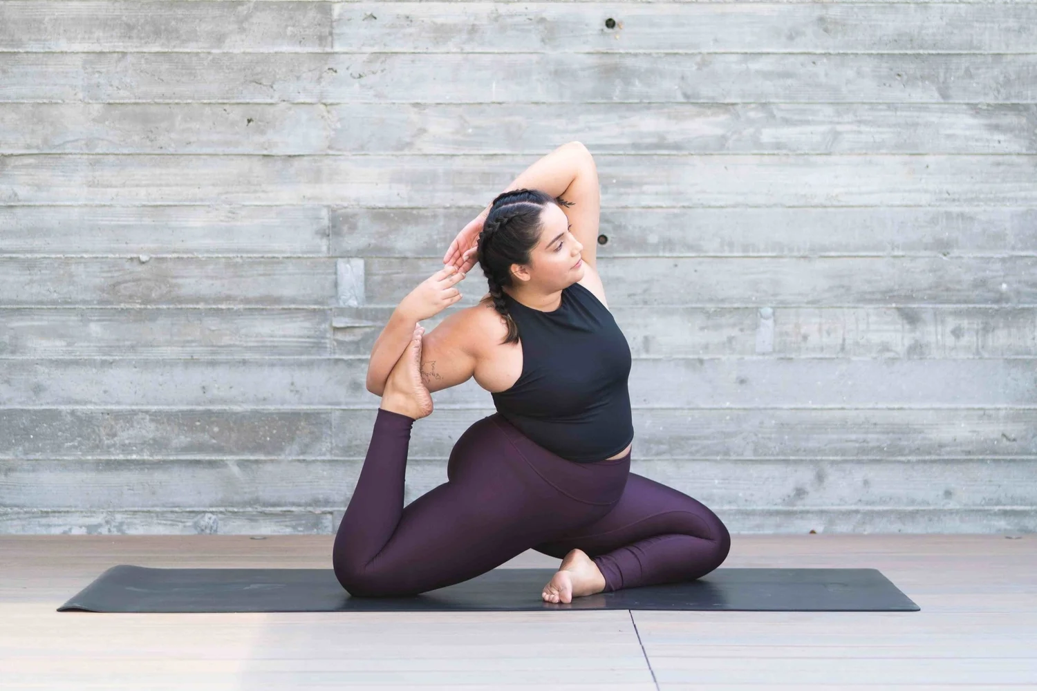 16 Pigeon Pose Variations for Strength & Flexibility — Alo Wellness ...