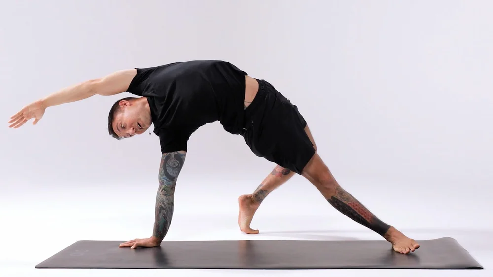How to Do Wild Thing Pose in Yoga — Alo Wellness Club | The Blog
