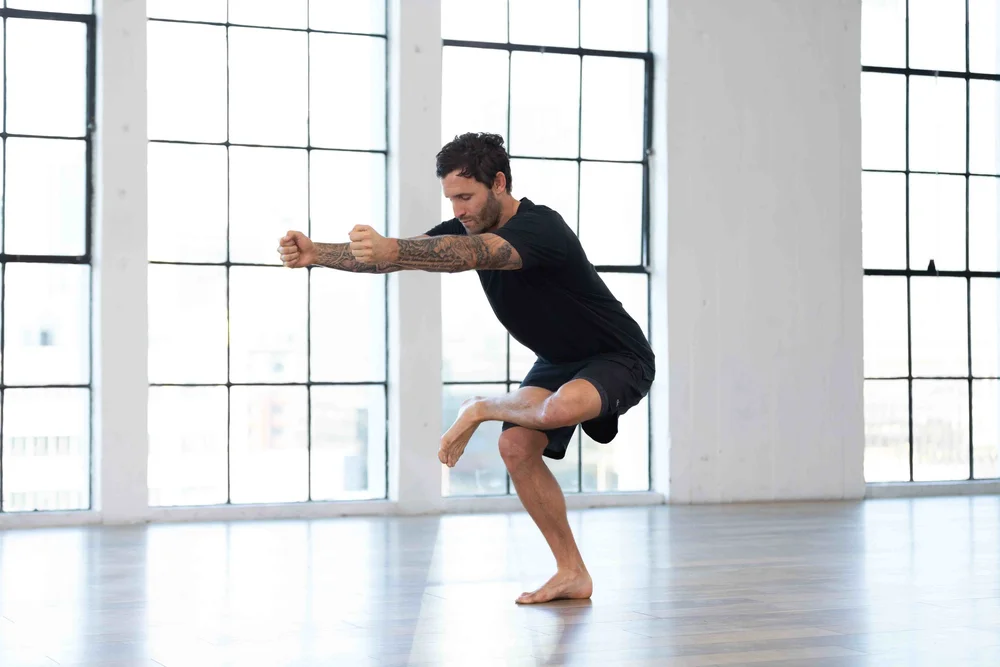 16 Pigeon Pose Variations for Strength & Flexibility — Alo Wellness ...