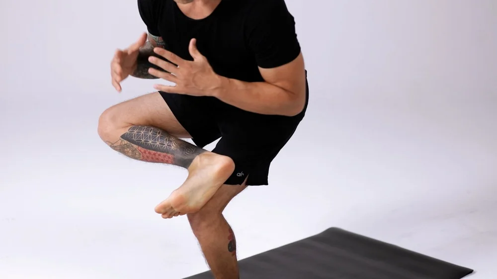 How to Do Dragonfly Pose in Yoga — Alo Wellness Club | The Blog