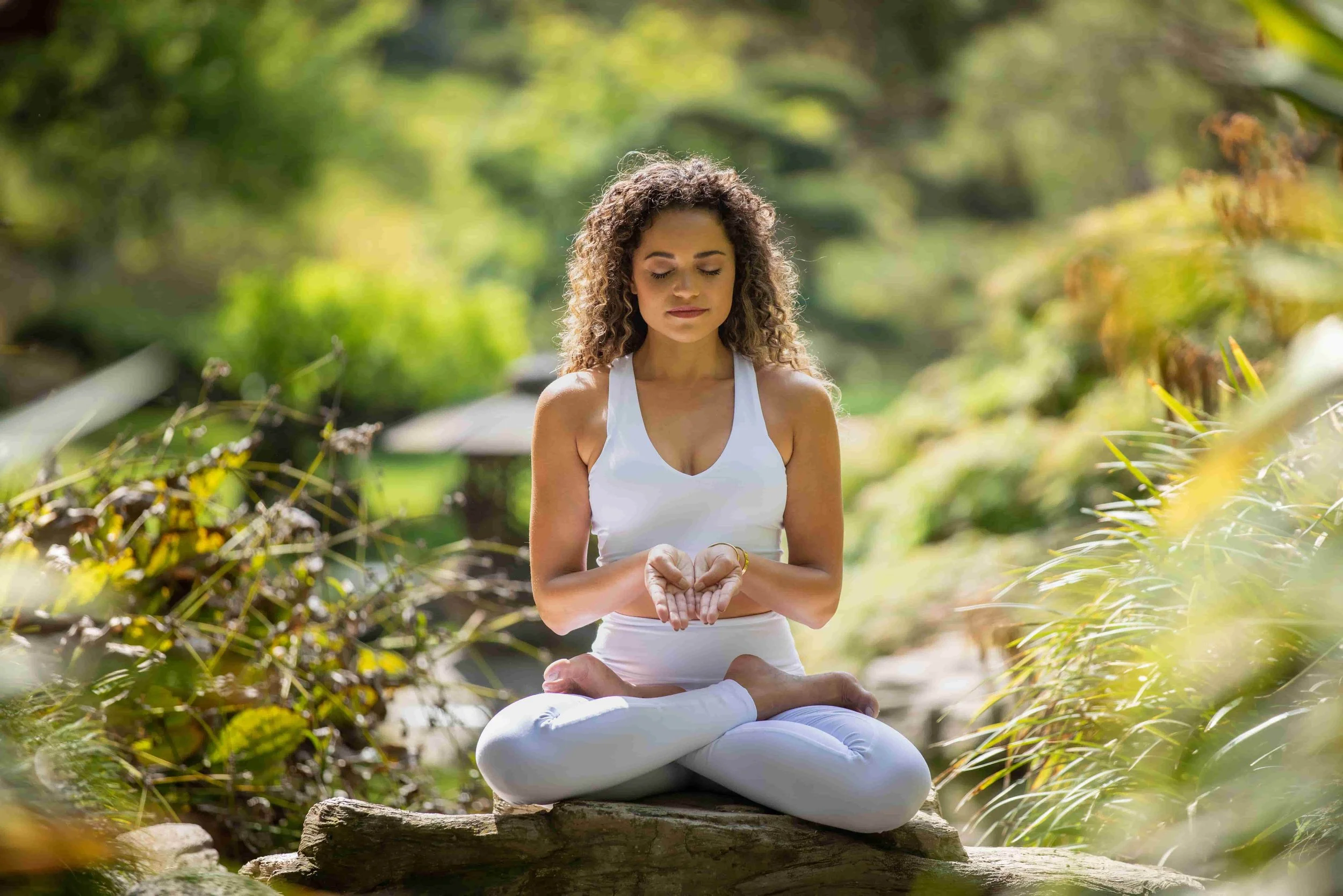 Thanksgiving Yoga: 5 Classes for Gratitude & Stress Relief — Alo Moves