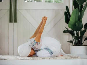 8 Child's Pose Variations to Deepen the Stretch — Alo Wellness Club ...