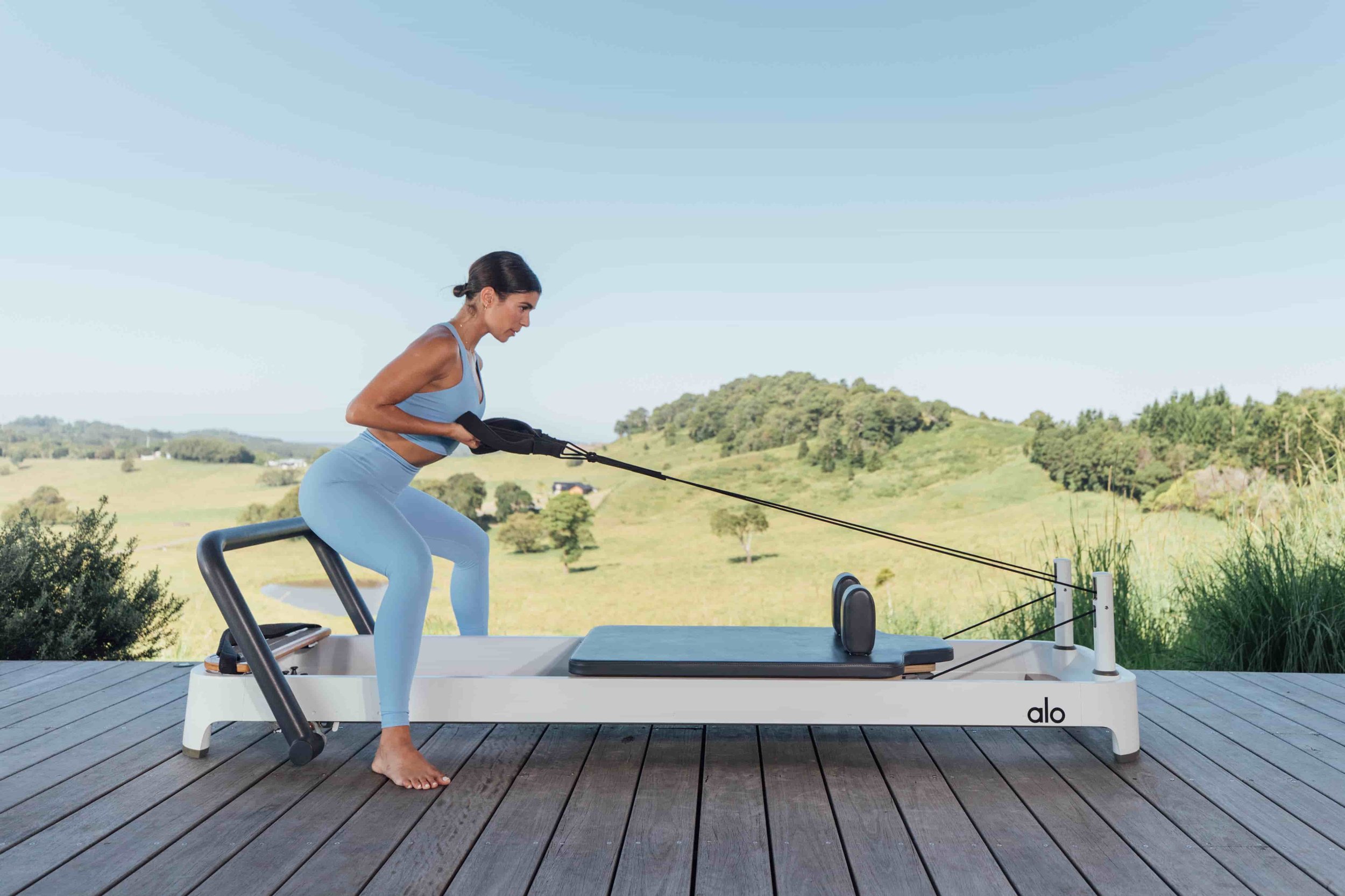 The Best Pilates Reformer Exercises for Strength & Flexibility — Alo ...