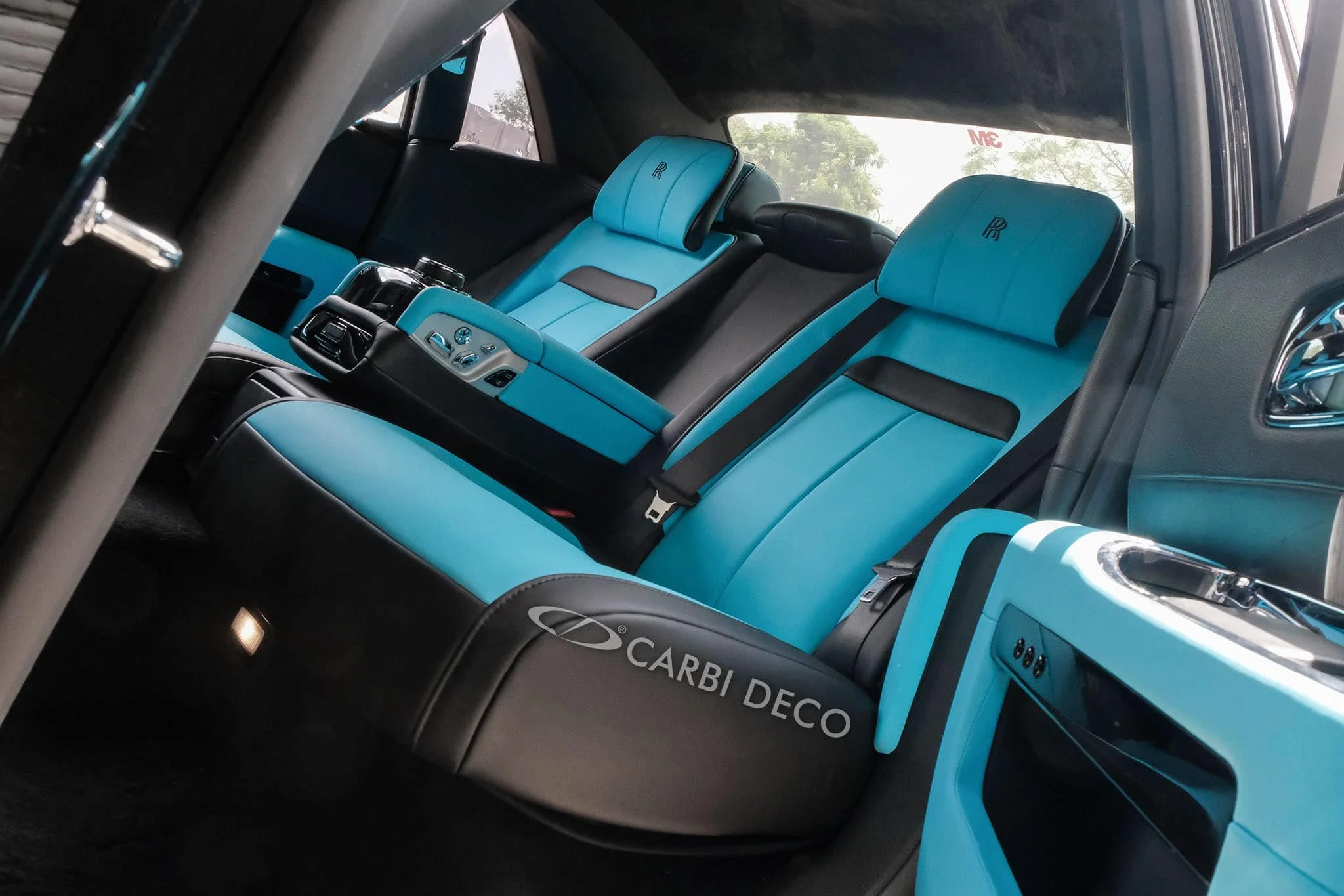 Rolls Royce Ghost Custom Leather Seats Facelift New Design — CARBI DECO