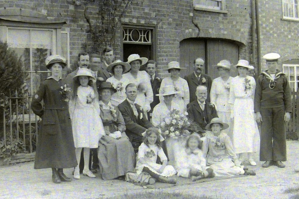 CHOLSEY VILLAGE