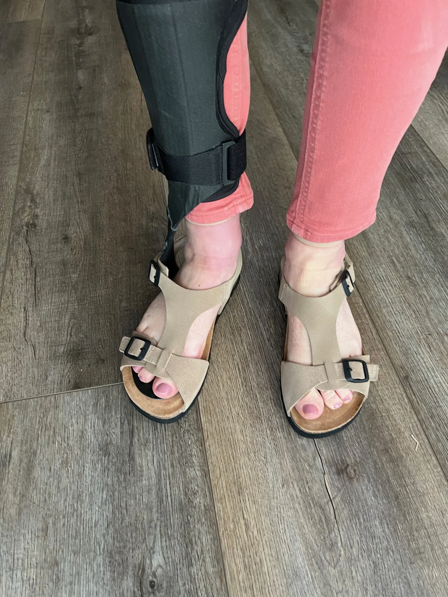 Best AFO-friendly Shoes in 2025 — Nicole O'Meara