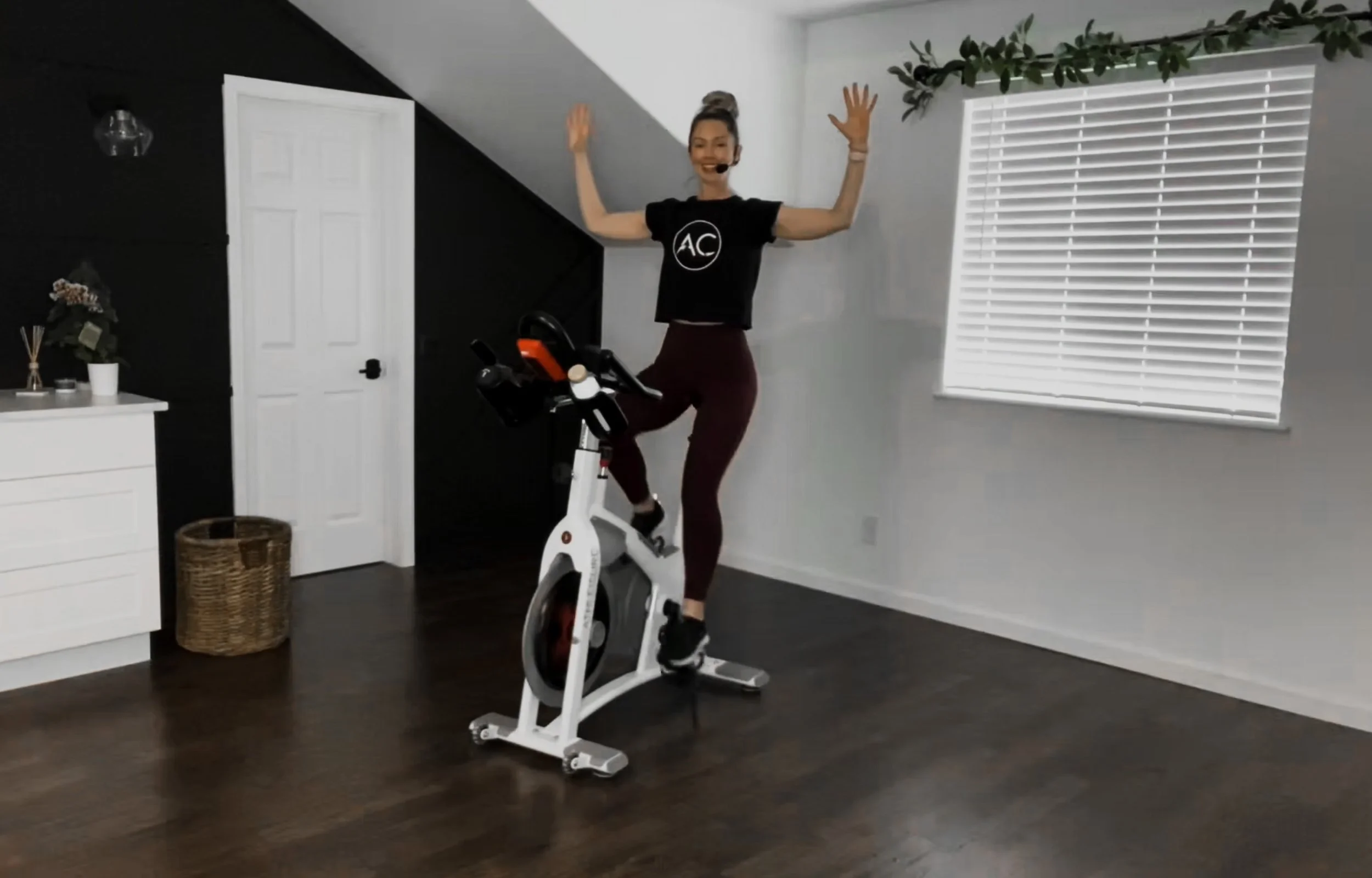 AC ON DEMAND — ATHLEISURE COLLECTIVE