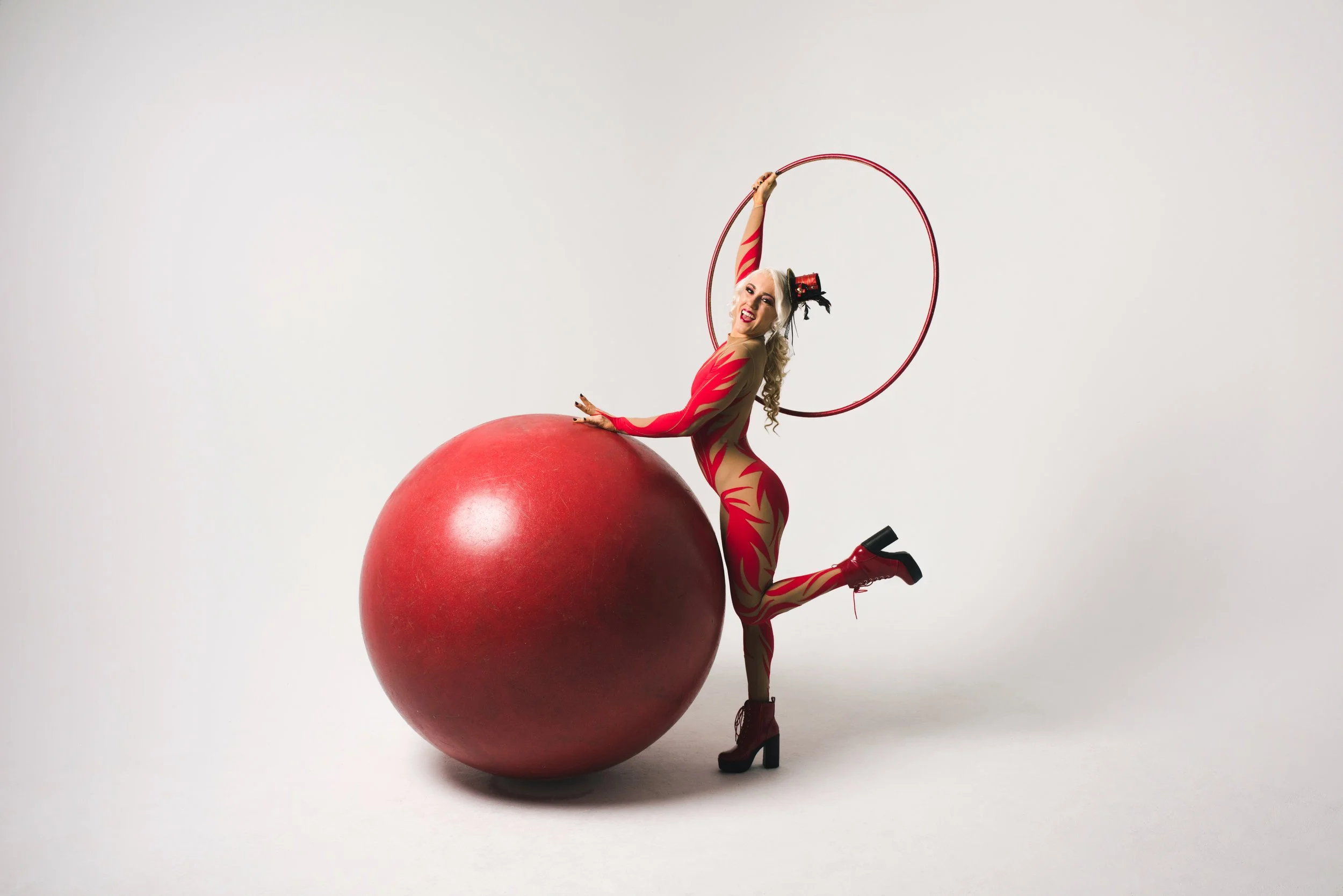 Top Circus Act for Corporate Events | Grace Good Cirque