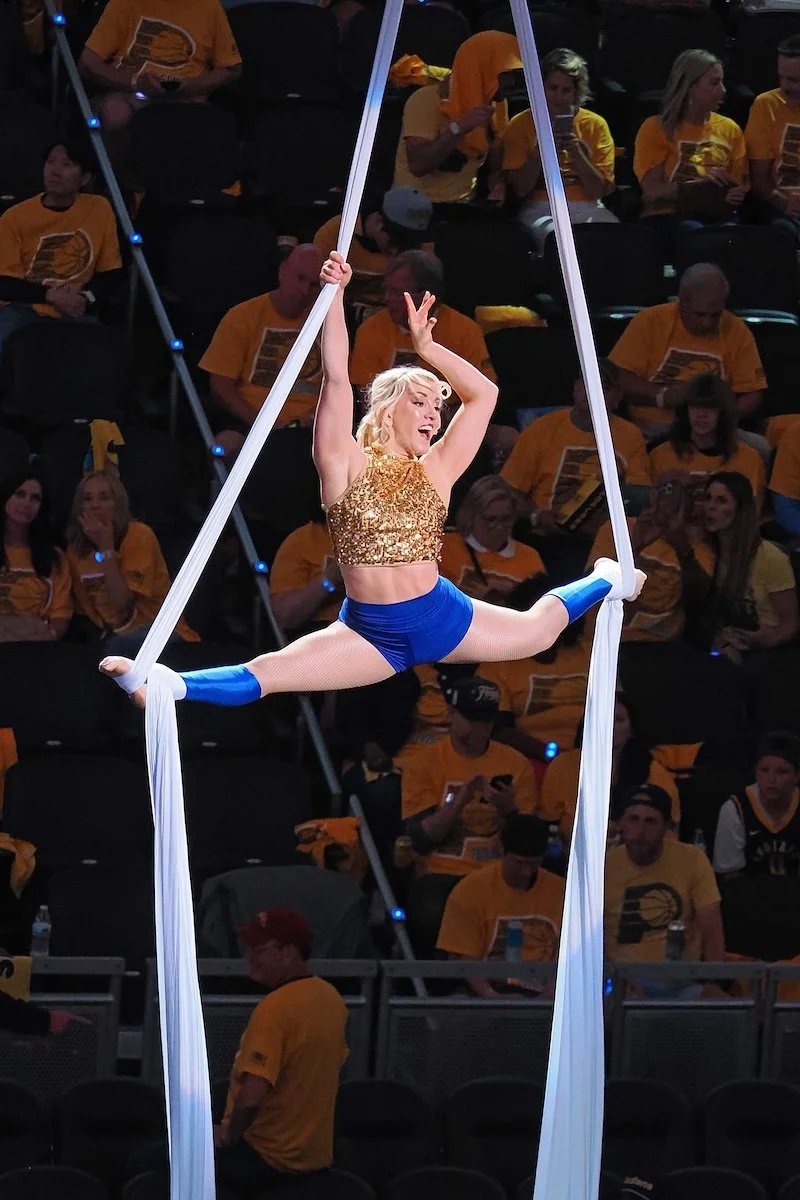 Grace Good | Circus Performer & World Record Holder