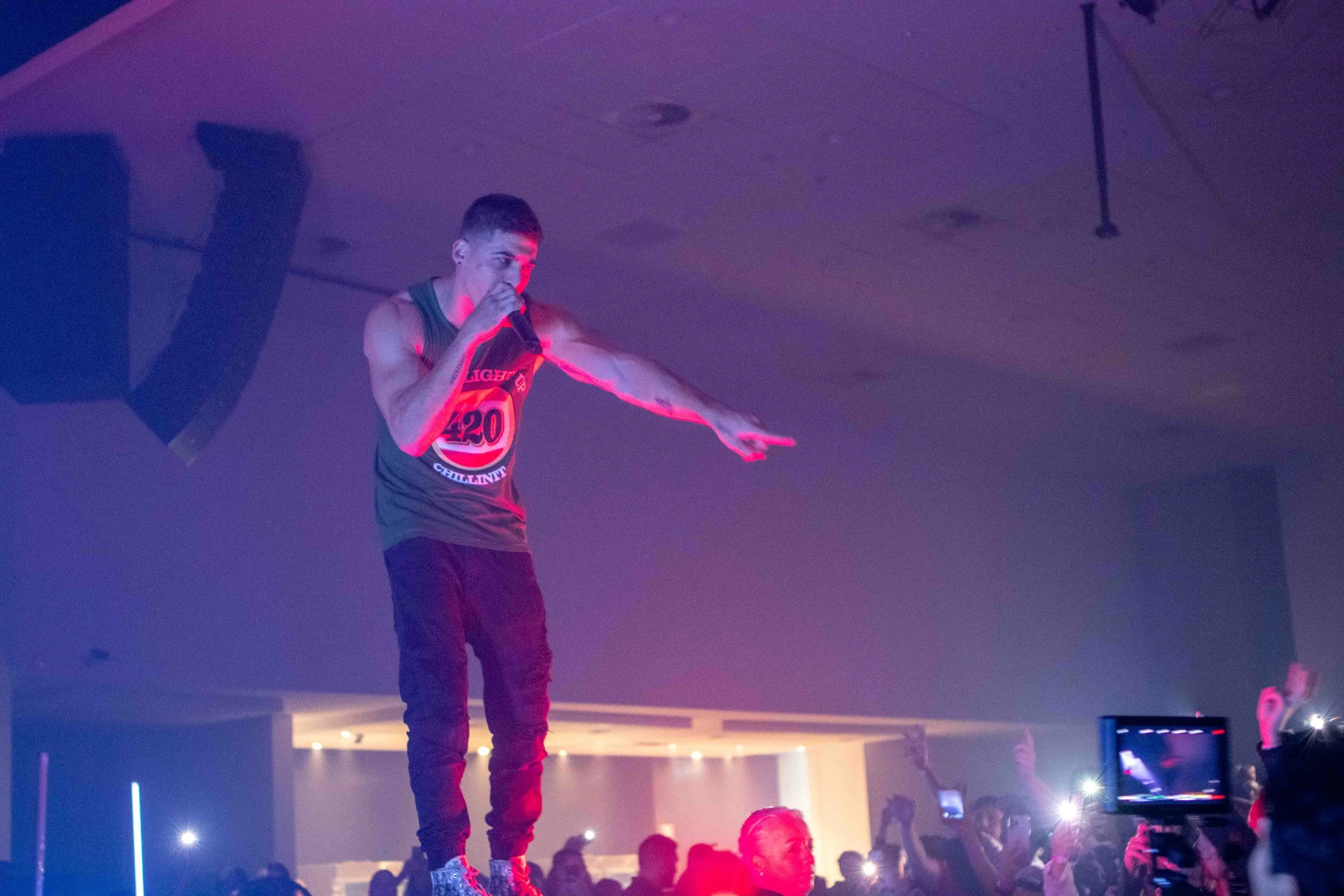 Chillinit - 420 Oz Crawl Regional Tour