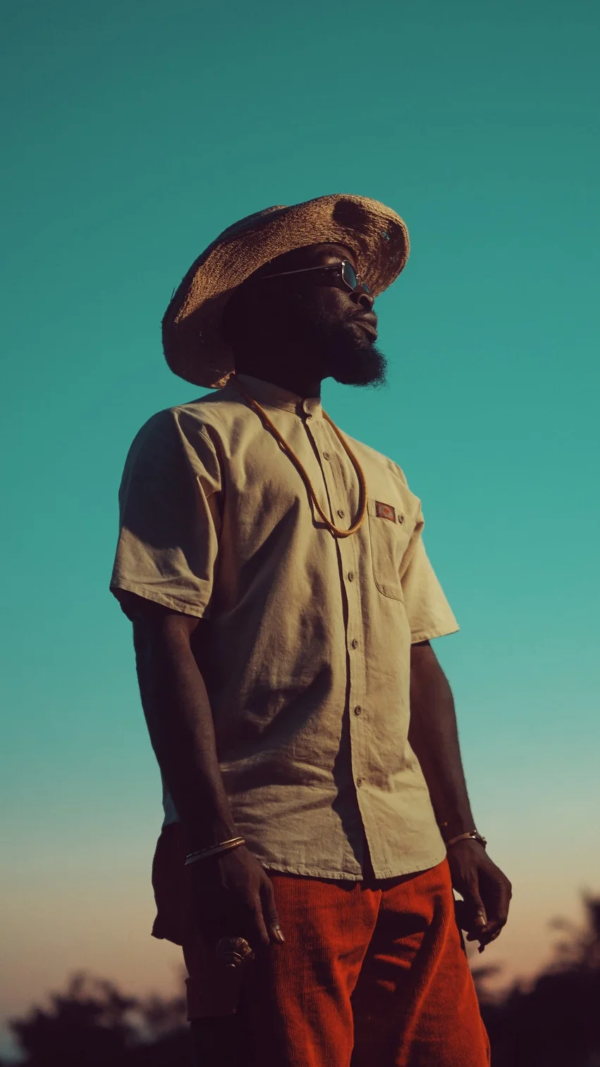 About — M.ANIFEST