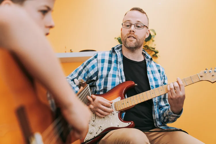 Guitar Lessons | Modern Guitar Tuition