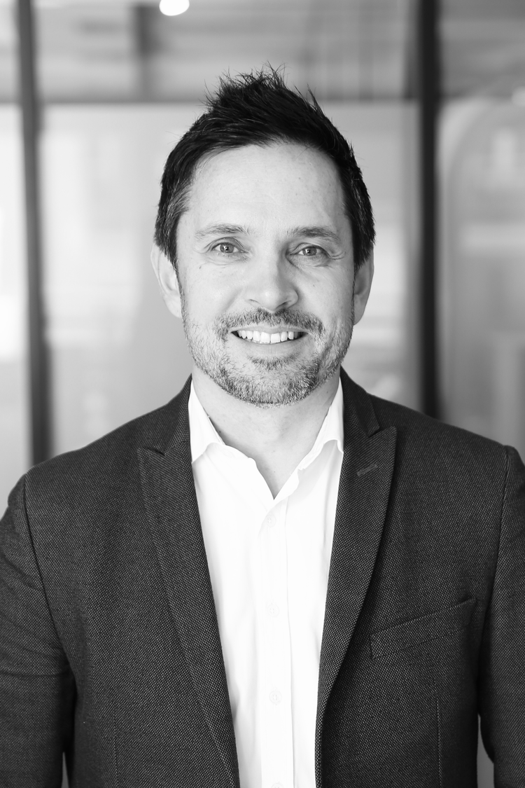 Growth & BUYOUT — isai