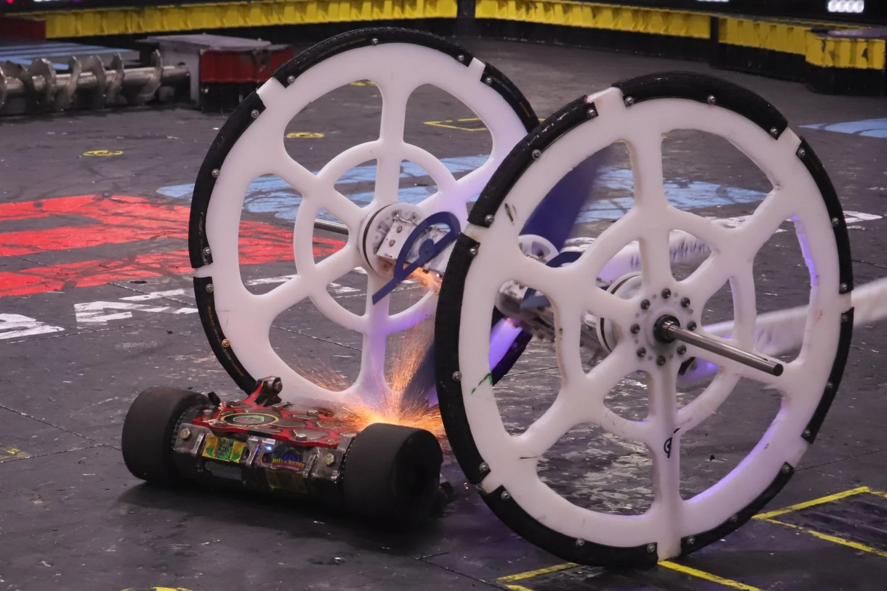 HUGE vs. Copperhead - WCVII Fight #8 - Semi-Finals! | Blog | Team HUGE ...