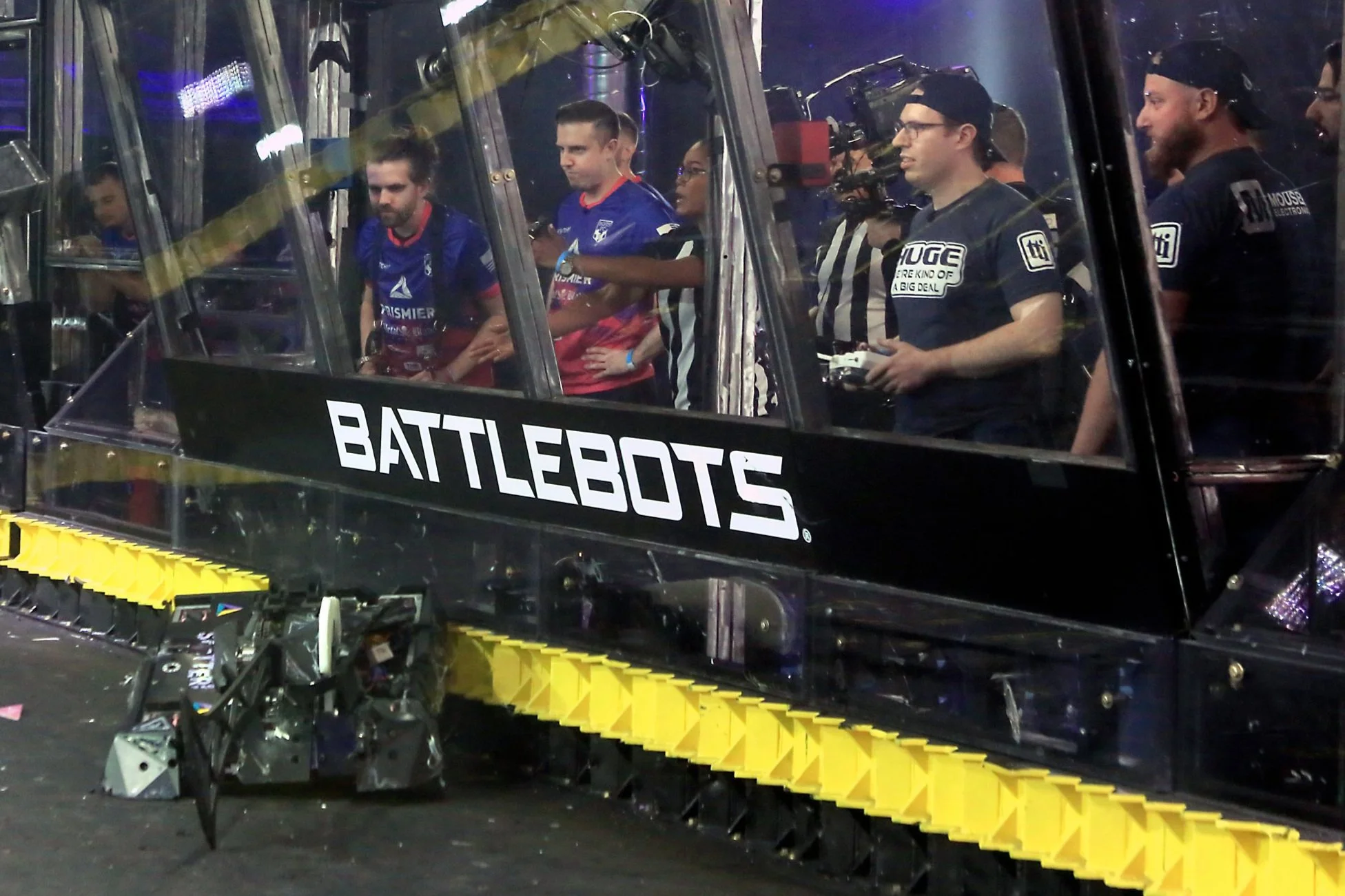 HUGE vs. Shatter! - WCVII Fight #1 | Blog | Team HUGE Battlebots Blog