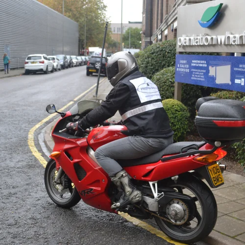 Courier Services in London | Eco-friendly Courier and Delivery Services ...