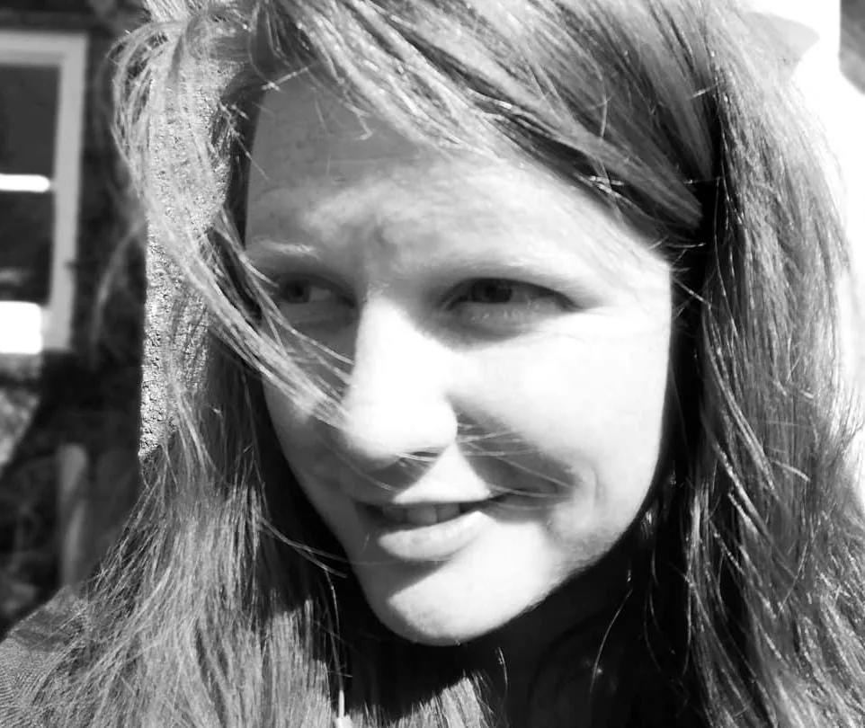 Sarah Cave — Roger and Laura Farnworth Arts Residency