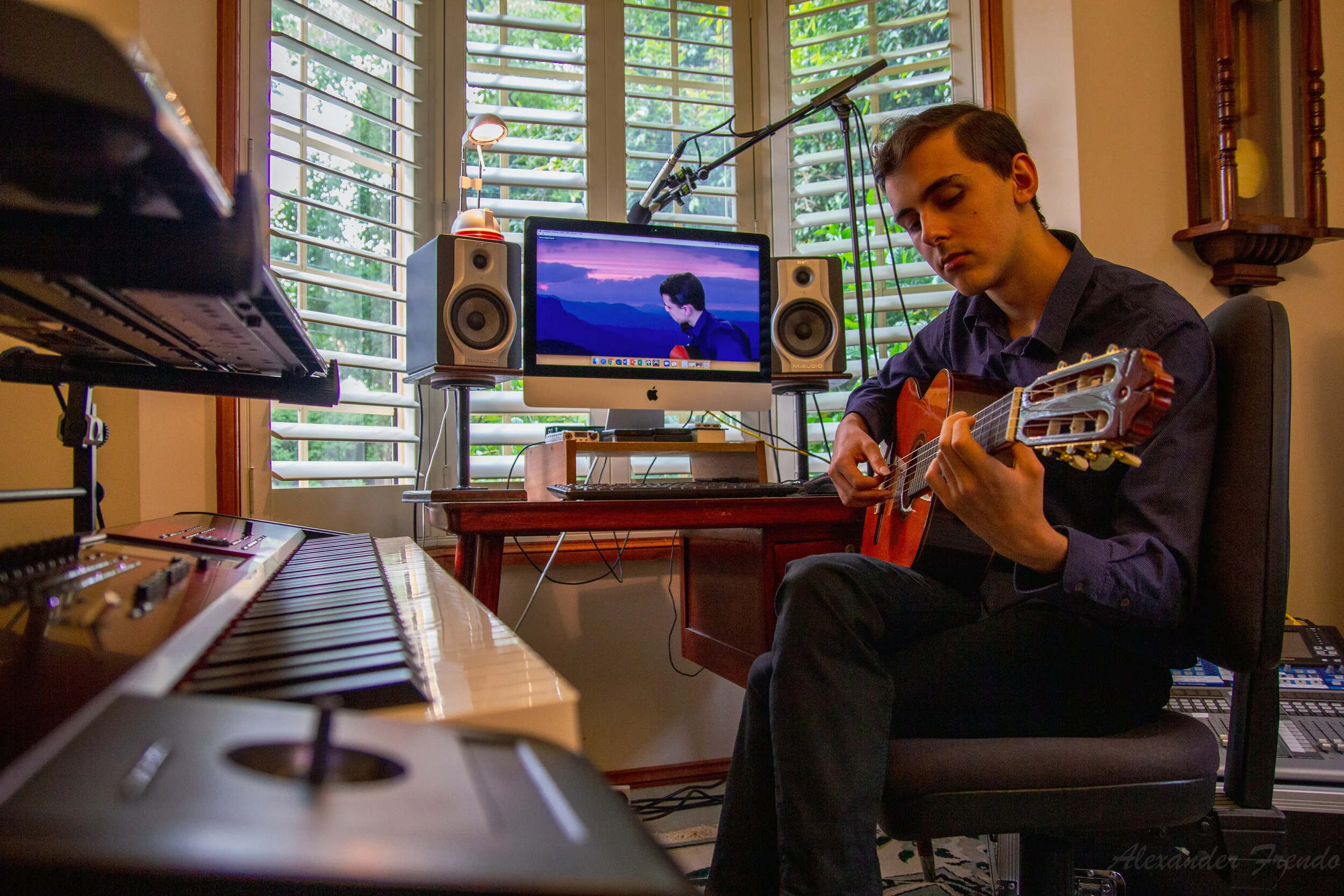 Teaching — Alexander Frendo