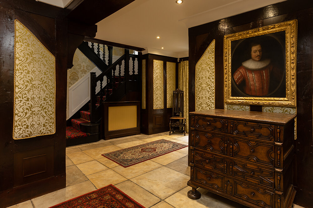 The Joy of Silk - interview with TV interior designer George Bond using ...