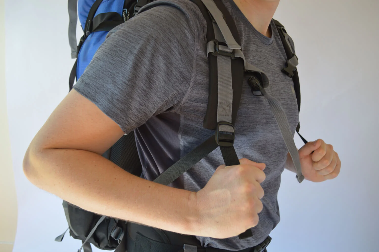 How To Fit A Hiking Backpack (With Pictures) — Overnight Adventures