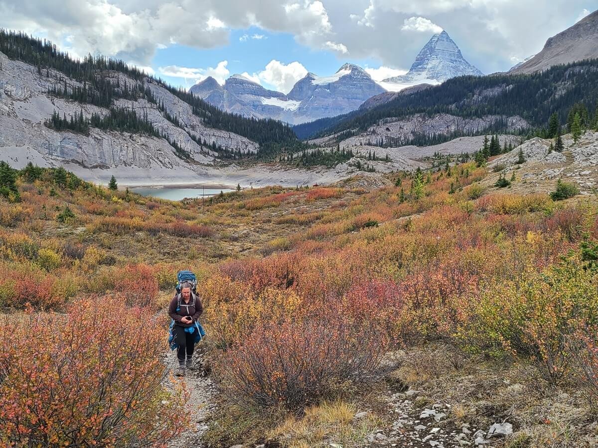 How to Hike the Niblet and Nublet in Mount Assiniboine Provincial Park ...