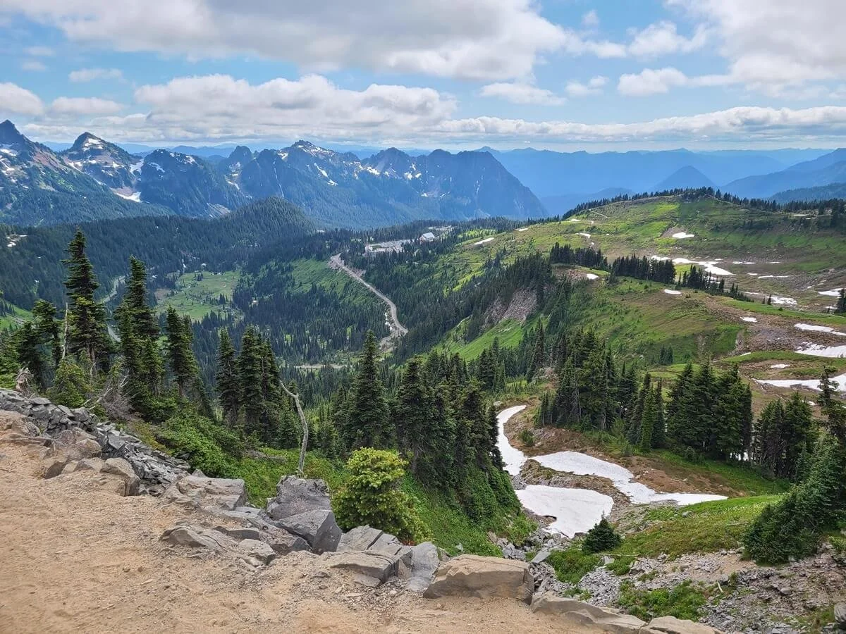 How to Hike the Skyline Loop Trail in Mount Rainier National Park ...
