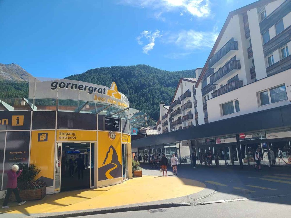 How to Visit Gornergrat in Zermatt, Switzerland (+ Map and Things to Do ...