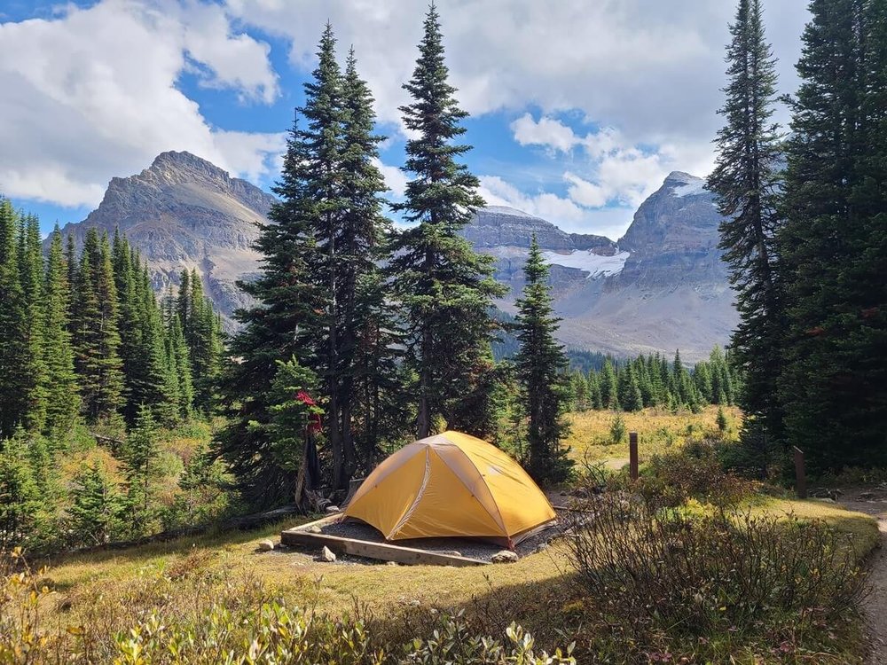 How to Hike the Niblet and Nublet in Mount Assiniboine Provincial Park ...