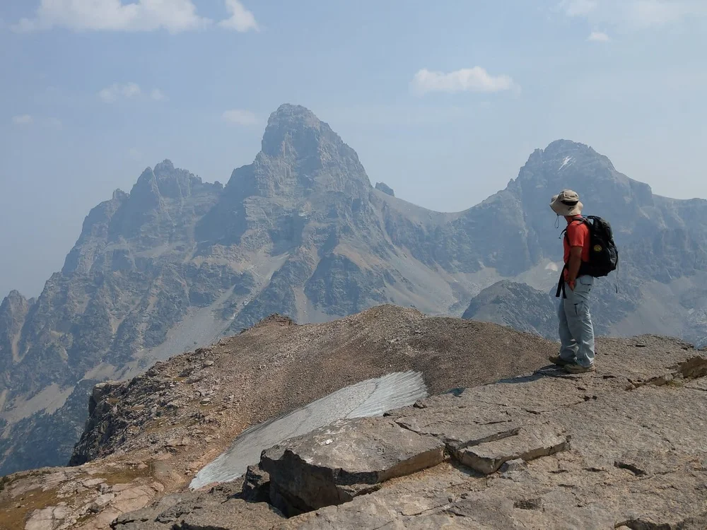 Hiking to Table Mountain in Wyoming for the BEST views of the Tetons ...